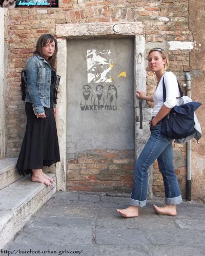 Sizzling Hot Update From Barefoot Urban Girls T Tumbex