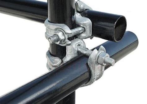 Стальные оцинкованные хомуты для лесов в Санкт-Петербурге | «КОНТИНЕНТ»