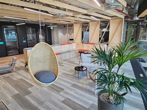 Santander Unity Place Empowering Teams With Innovative Collaboration Furniture Systems Workagile