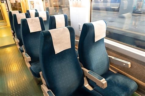 유토이미지 객차 내부 고급스런 좌석