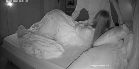 Evelyn 1 Sex With A Shy Girl Hannas Honeypot