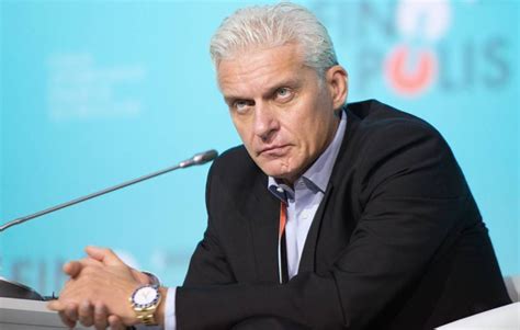 Оросын тэрбумтан Олег Тинков Украин дахь дайныг эсэргүүцэж иргэншлээсээ татгалзлаа Мэдээ