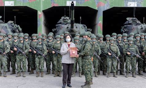 春節慰勉台電台中區營業處暨陸軍部隊與參香祈福 總統感謝台電與國軍為國付出 內政 僑務電子報