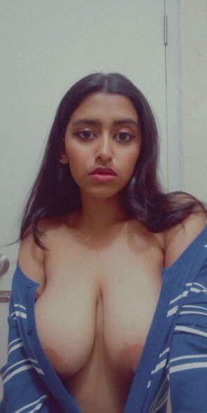 Brunette Porn Pic Eporner