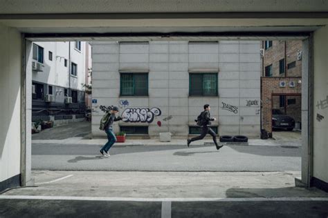 연쇄살인범 추적 실시간 생중계스트리밍 라이브 보도스틸 공개