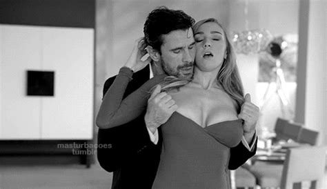 s hide tits