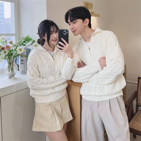 [커플룩강추👨‍ ️‍💋‍👨 신혼여행룩🛬] 커플시밀러룩 신혼여행 데이트룩 봄 가을 반집업 꽈배기 케이블 니트 에이블리