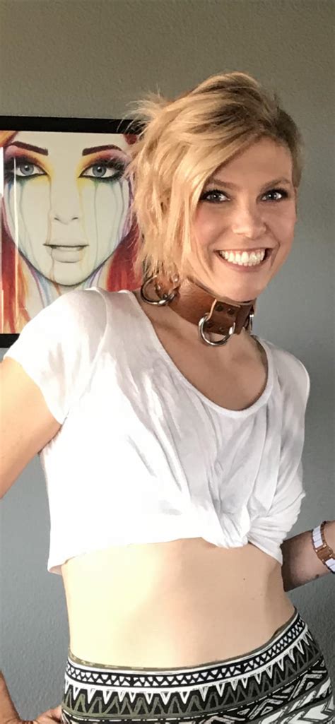 Why Do I Feel So Sexy With This Collar😘 Rcollared