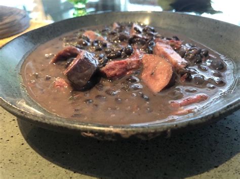 Mini Feijoada 1 1 Kg DaquiÓ