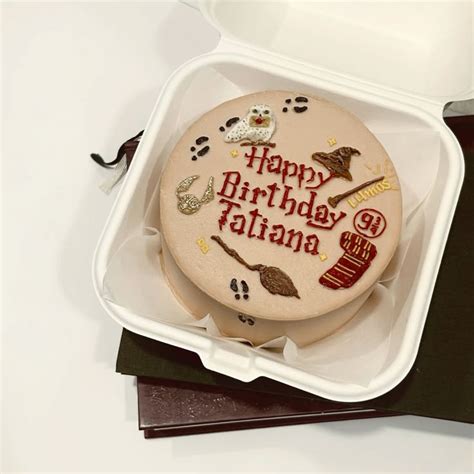 Бенто торт в стиле Гарри Поттер Торт на тему гарри поттера Пироги на день рождения Гарри