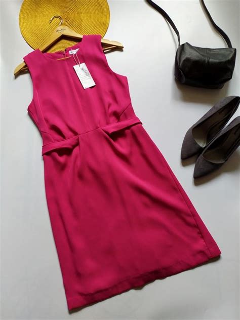 1 1 3🎈 нова сукня від Warehouse — ціна 211 грн у каталозі Короткі сукні Купити жіночі речі за