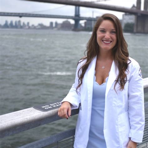 Carly Cavaliere Ms Pa C Lmt Physician Assistant Nyu Langone Health Linkedin