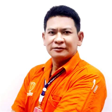 Amarin News เจ้าคณะจังหวัดนครนายก ออกคำสั่งปลดเจ้าอาวาสวัดขุมข้าว หลังบวชให้พระคาดหัว ชี้เป็น