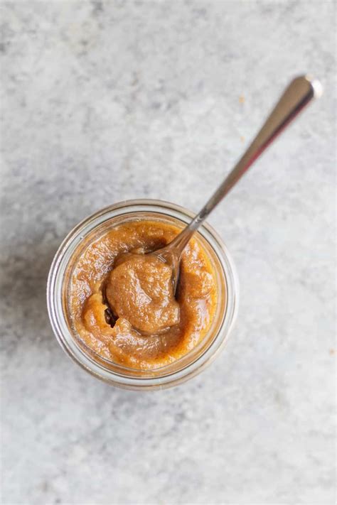 How To Make Date Paste Delish Knowledge