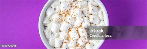 마시멜로 핫 커피 음료 달콤한 음료 건강 식사 음식 간식을 곁들인 코코아 카피 공간 음식 배경 소박한 겨울에 대한 스톡 사진 및 기타 이미지 Istock