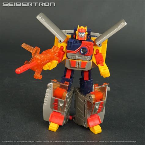 30 Off Transformers Toys At The Seibertron Store Plus Botcon 2006