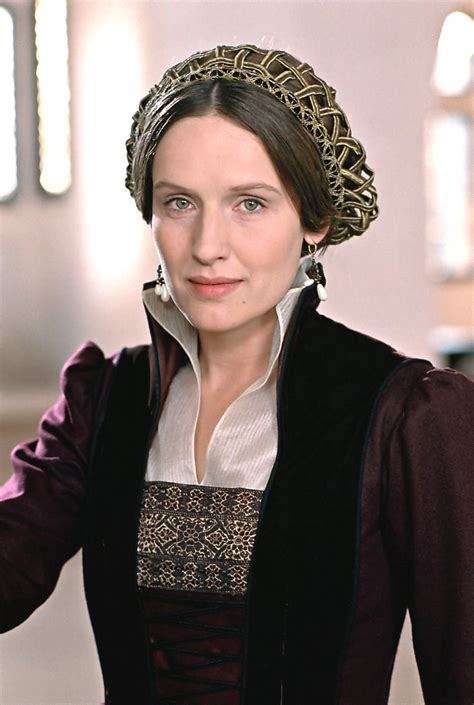 Claire Cox Actress Biography Photo Best Movies And Tv Shows