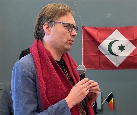 Kanttekening Journalist Ewout Klei Ontvangt Oeuvreprijs Van Riffijnse