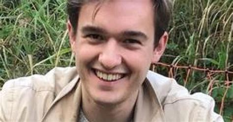 Modeling Ideological Language With Graph Neural Networks And Structured