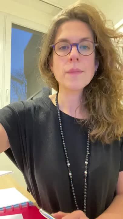 🤗 Aujourdhui Cest Au Tour Du Dr Aviva Depauw Pédopsychiatre Et