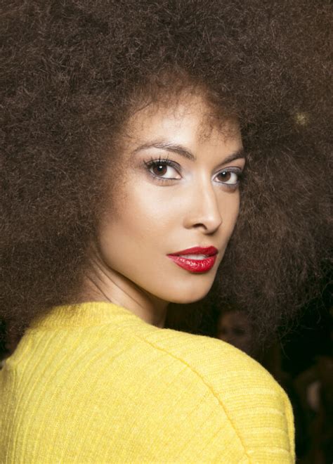 Skin Benefits Of Red Raspberry Seed Oil The Youthist