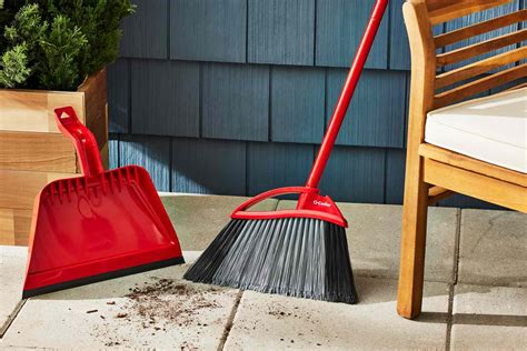 How To Choose The Right Dust Pans And Brooms A Buyers Guide Blog