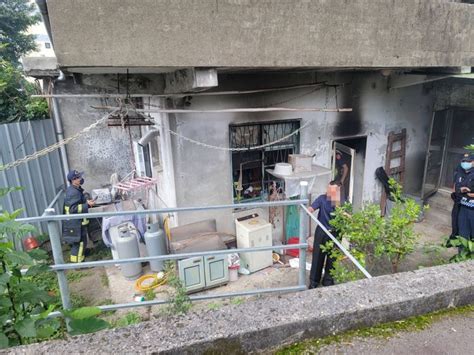 新北深坑民宅驚傳「瓦斯氣爆」！65歲男救出無意識送醫 社會萬象 生活 Nownews今日新聞