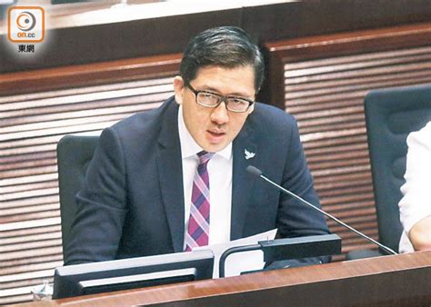 政情清潔香港 公廁革命 林卓廷淆底 改口號捱轟 東方日報