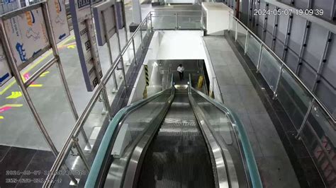 Esaclator 1 Object Detection Dataset By Umang Tiwari