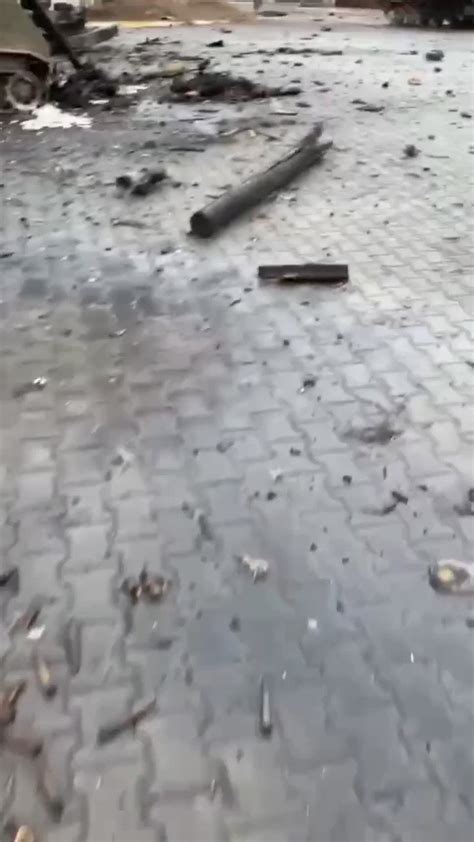 Оперативний ЗСУ On Twitter Ранок у Гостомелі після спроби штурму Знищена техніка тіла