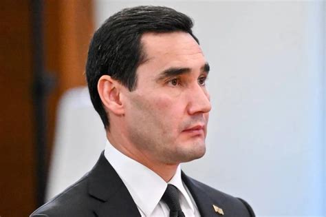 Президент Туркмении Бердымухамедов прибыл в Москву для празднования Дня Победы