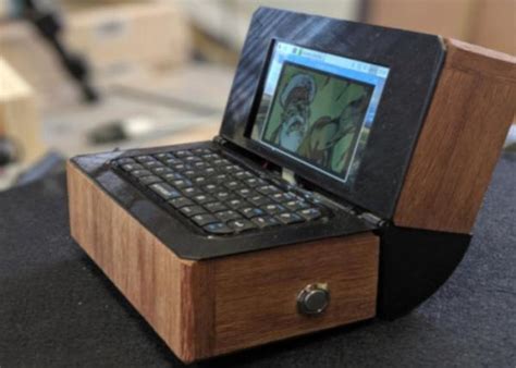 Wood Finished Raspberry Pi Laptop
