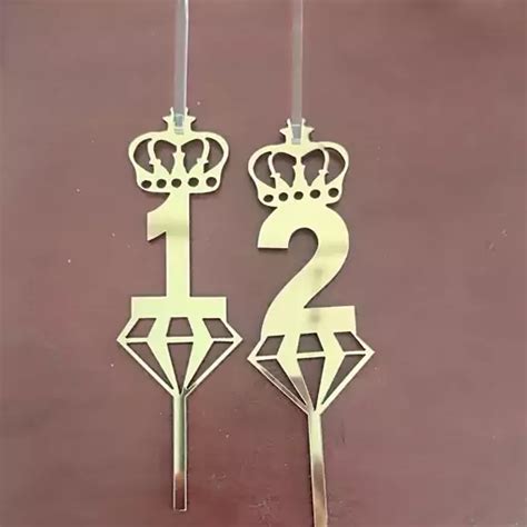 خرید و قیمت پک ده عددی تاپر کیک تولد جنس مولتی استایل با شمع پلکسی شفاف