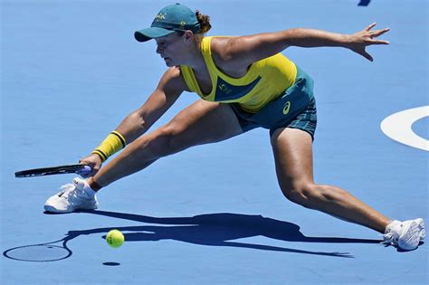 Australian Barty booted in 'erratic' first round
