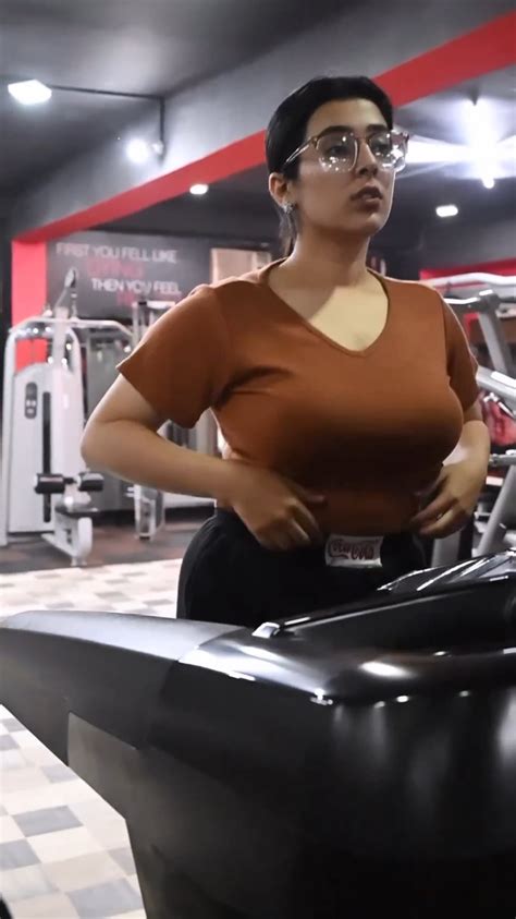 Apoorva Bhalla R Beautifulindianwomen