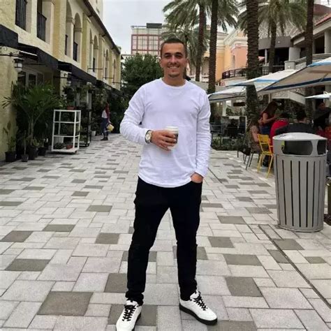 About Ajroni Web Design And Development Company