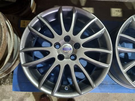 Диски Spartacus volvo r17 — Volvo C30, 2,4 л, 2007 года | колёсные ...