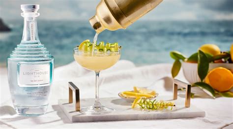 Cocktails Lighthouse Gin