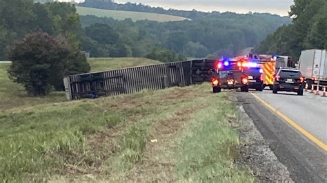 Semi Overturns On I 20w In Smith County After Driver Falls Asleep