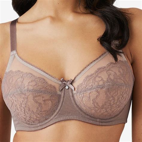 23 Best Bras For Large Busts In 2024
