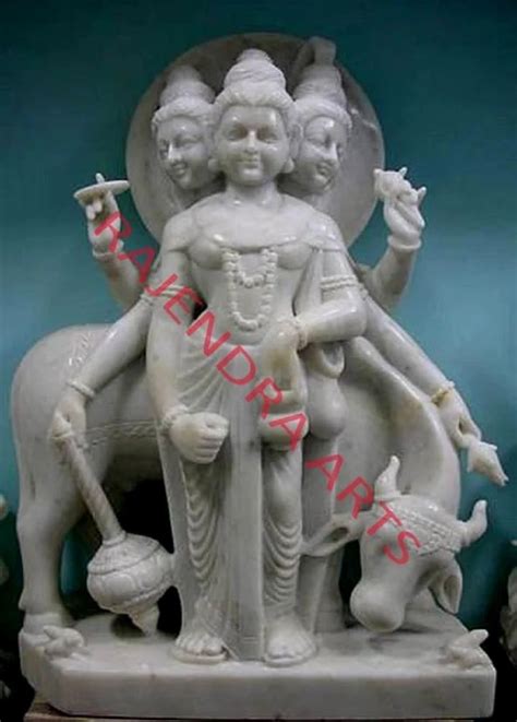 Painted Hindu White Marble Lord Dattatreya Statue For Worship Size 3