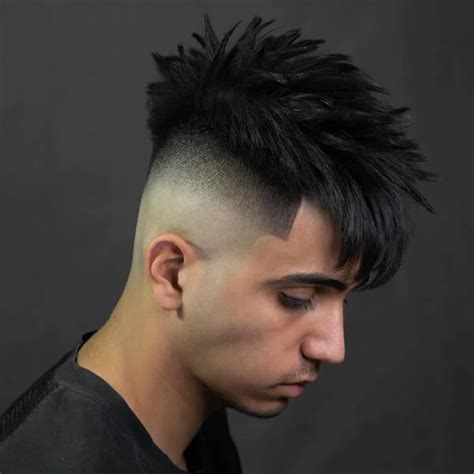 Mens Hairstyles 2022 Undercut Side