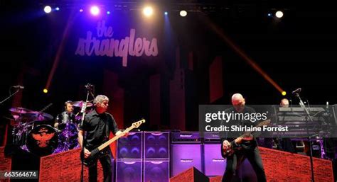 Jim Jacques Photos Et Images De Collection Getty Images