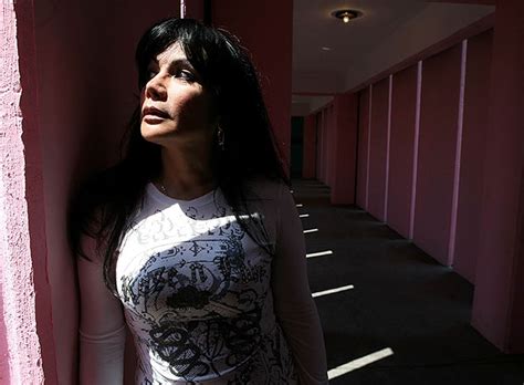 Sandra Ávila Beltrán La Reina Del Pacífico Reclama A Netflix Y