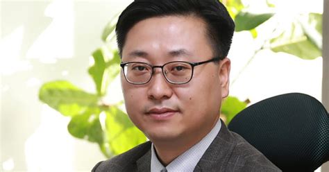 [et시론]교사 주도 하이터치 하이테크 미래교육을 구현하자