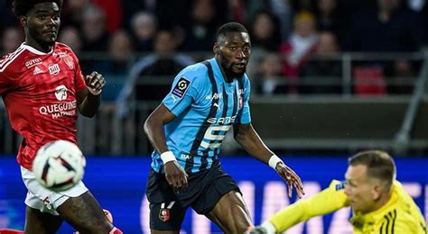 Ezeli Rakiplerin Karl Toko Ekambi Yarışı Yıldız Futbolcu Transfer