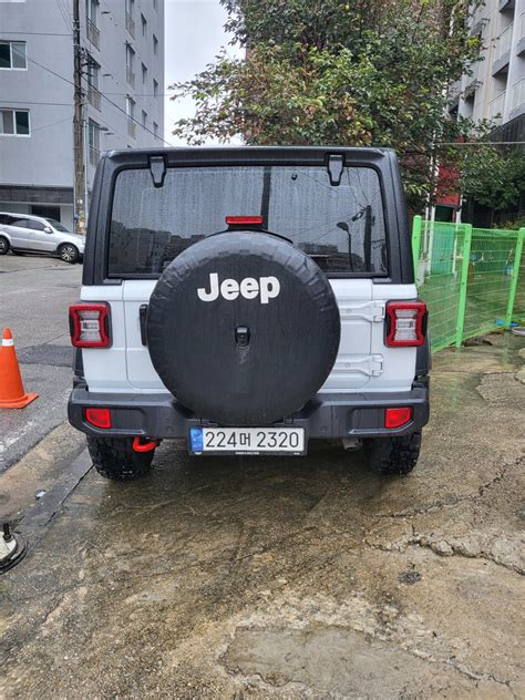 지프 랭글러 Jl 4도어 20 터보 4wd 루비콘
