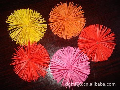 供应硅胶丝球 毛毛球 橡皮筋球 皮筋毽子 皮筋沙包沙包球 阿里巴巴