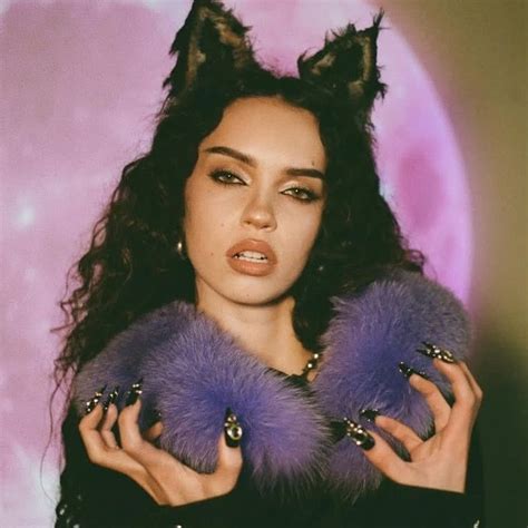 Katseye Lq Icons Aesthetic Daniela Avanzini Charli Xcx Costume