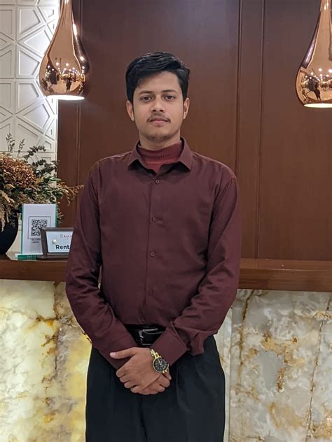 m shahroz medium